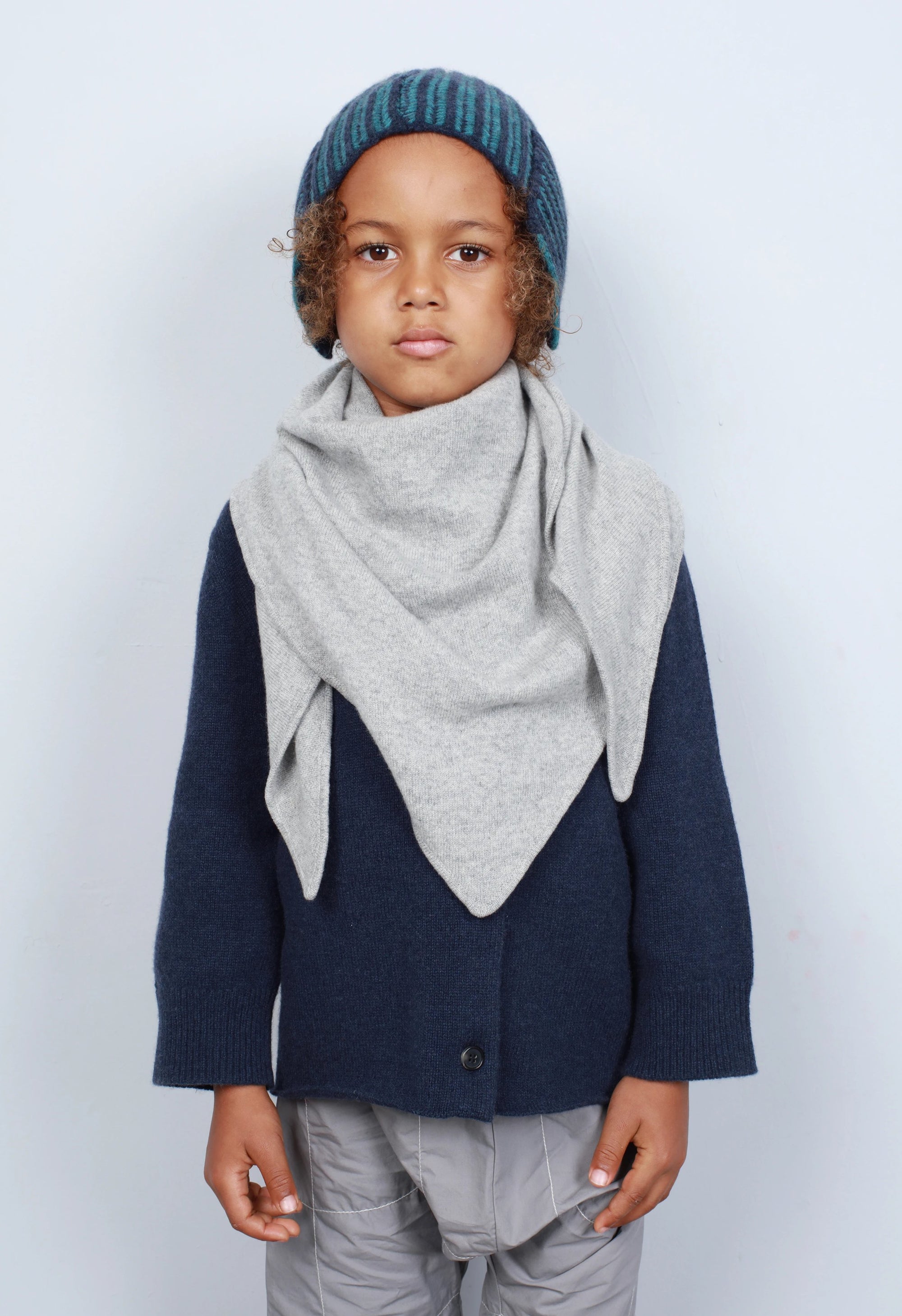 N°9 LARGE TRIANGLE SCARF – ONEFOLD